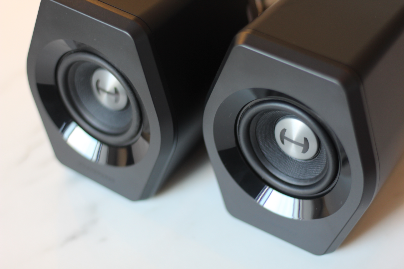 Edifier G2000 Gaming Speaker Review - Here Comes The BOOM